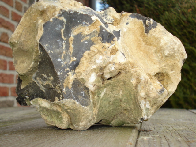 Is dit een gesteente van miljoenen jaren of mogelijk ontstaan door ...